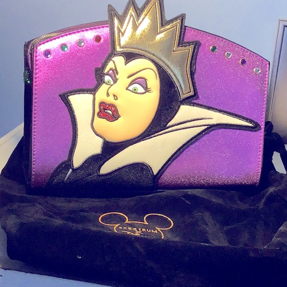 Disney | Bags | Disney Evil Queen From Snow White The Seven Dwarfs ...